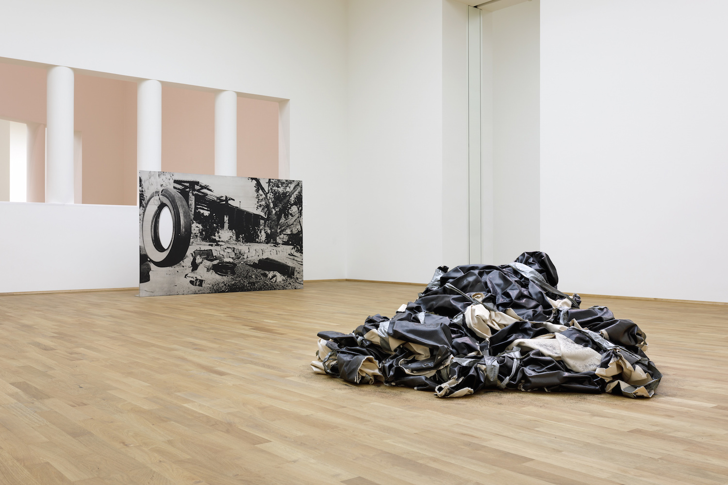 Cady Noland, MMK Frankfurt - The White Review